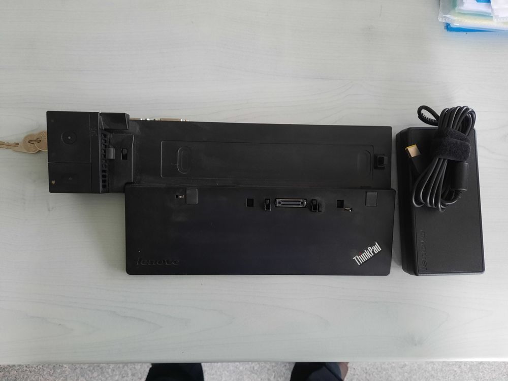 Lenovo Thinkpad Ultra Dock (40A2) | Kaufen auf Ricardo
