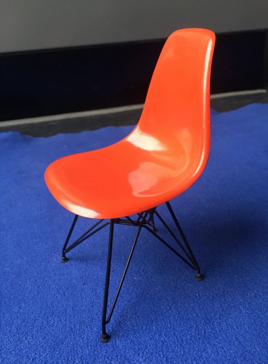 Miniature Eames Fiberglass Side Chair DSR - Vintage Rarität | Kaufen ...