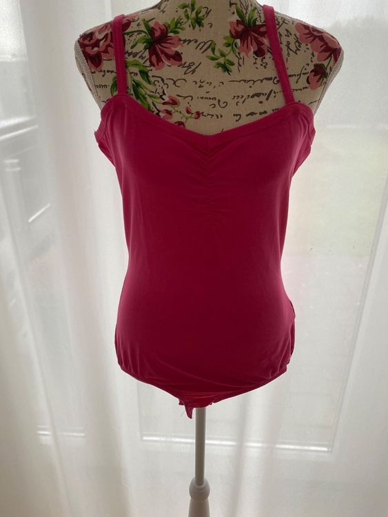 Damen Body (Neu (gemäss Beschreibung)) in Meienried für CHF 5 – mit ...