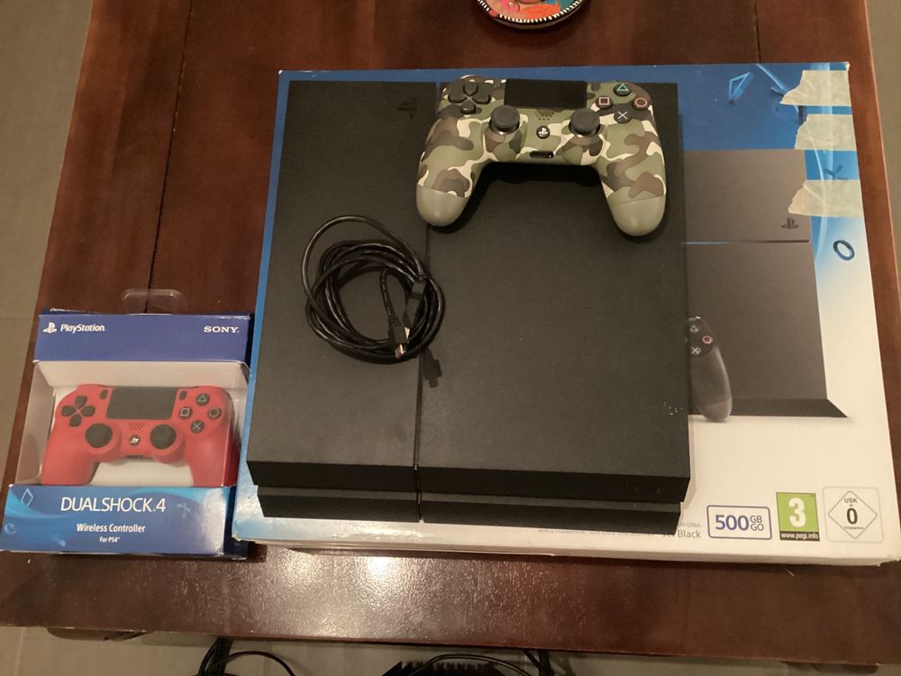 PS4 500GB mit Soundsystem Logitec Z-2300 | Kaufen auf Ricardo