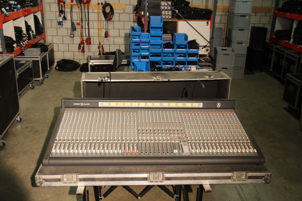Crest Audio analog Mischpult X8 / X Eight (Gebraucht) in Münchenbuchsee ...