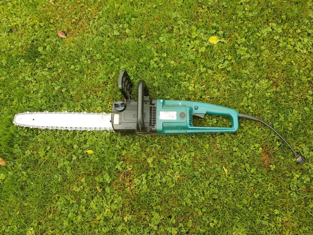 Makita Elektro-Profi-Kettensäge UC 4003A (Gebraucht) in Wolfhalden für ...
