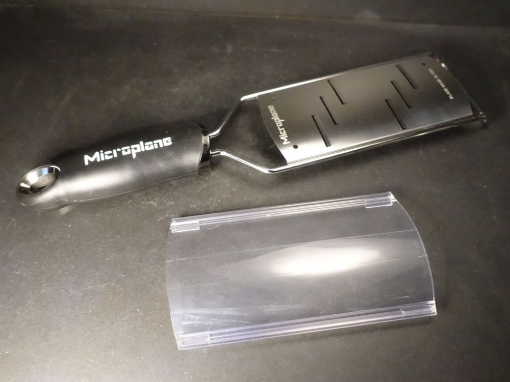 Microplane Raffel /Gourmet-Raffel / Raspel, neu (Neu (gemäss ...