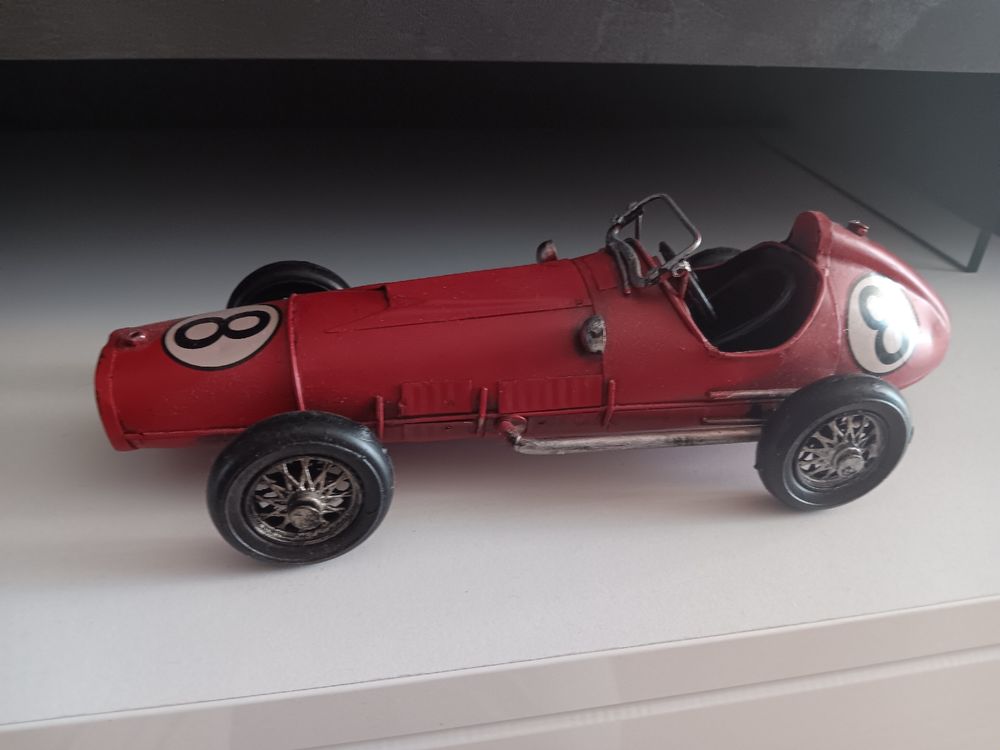 Vintage F1 Car aus Blech (Neu (gemäss Beschreibung)) in Strengelbach ...