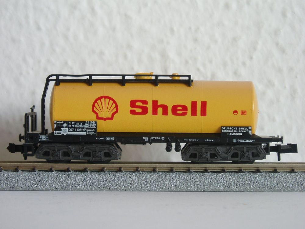 Kesselwagen SHELL Minitrix (Gebraucht) in Grenchen für CHF 40 – mit ...