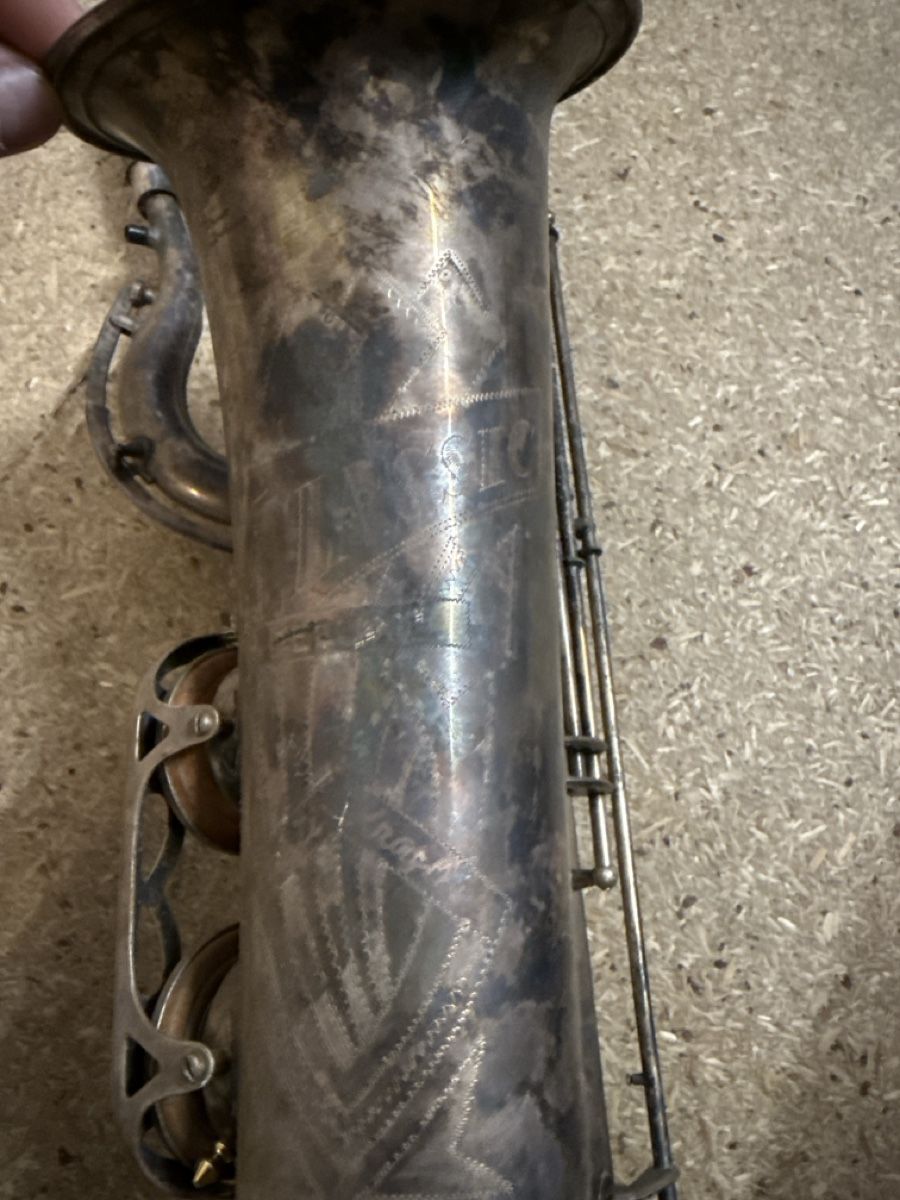 Altsaxophon Oldtimer, restaurationsbedürftig (Defekt) in Uetendorf für ...