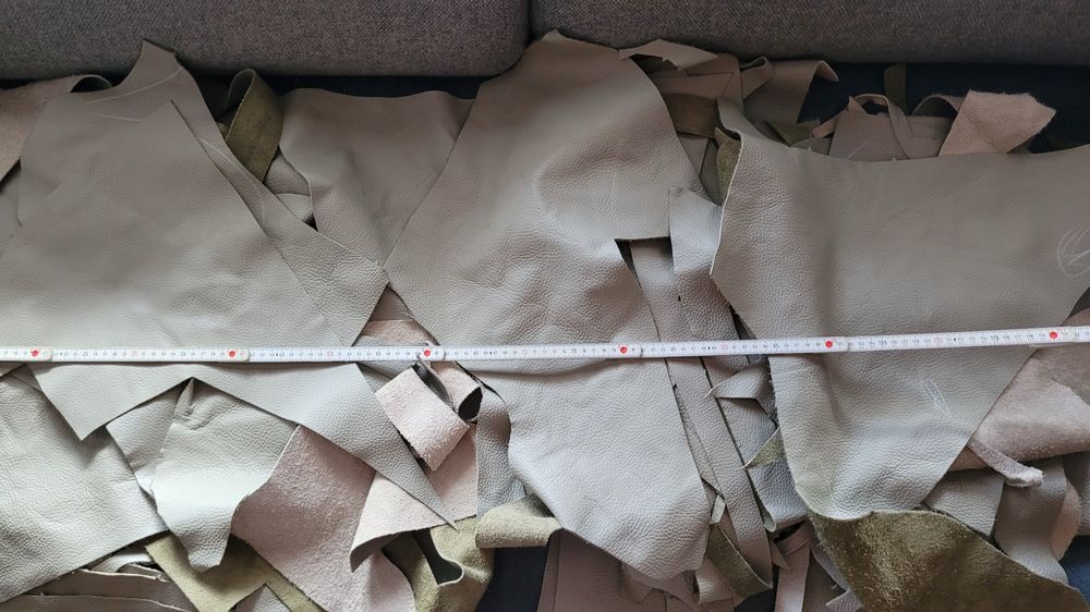 Echtes Nappaleder (Gebraucht) in Boltigen für CHF 5 – mit Lieferung auf ...