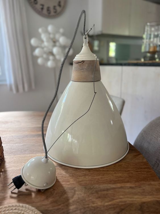 Hängelampe Creme/Weiss Metall mit Holzring, Retro/Shabby ... (Gebraucht ...