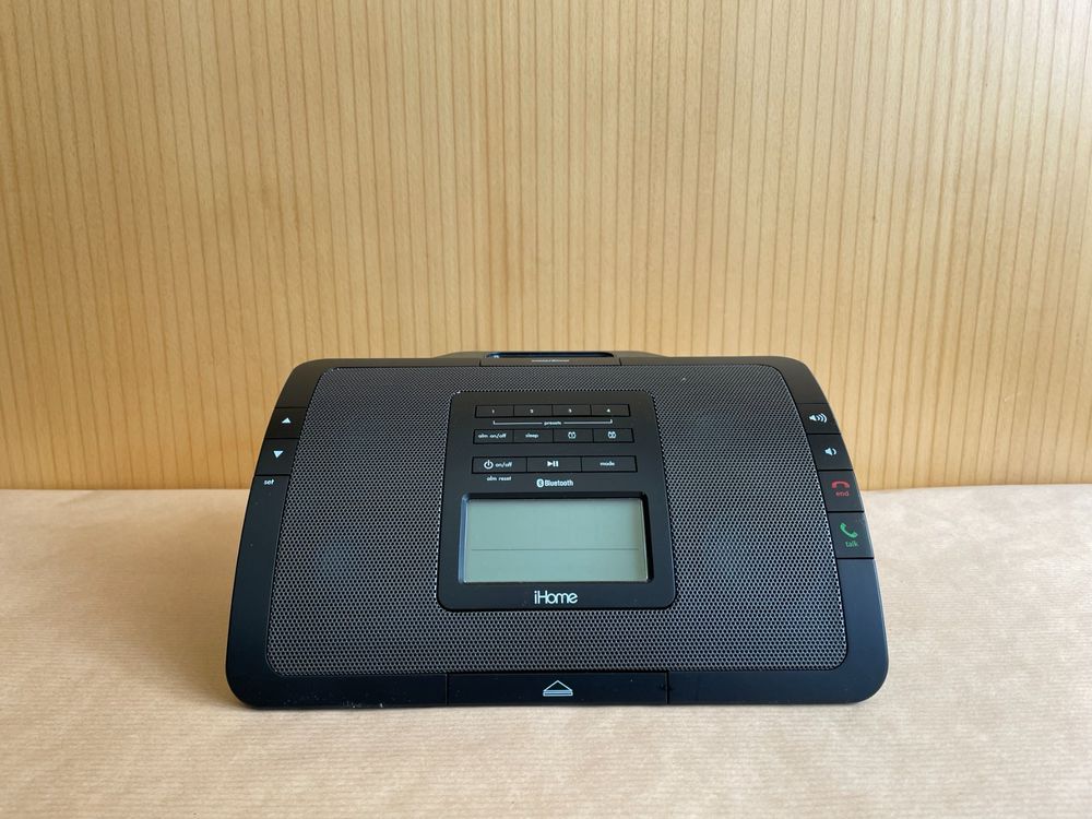 Verkaufe IP47 iPod Docking Station (Gebraucht) in Saanen für CHF 10 ...