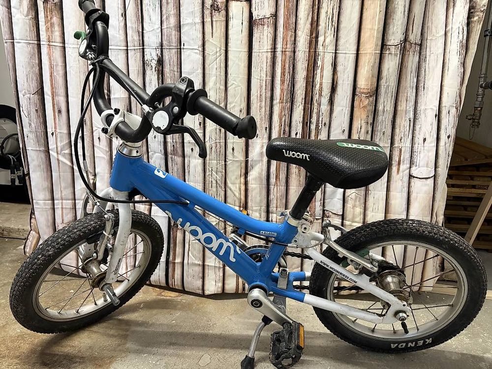 Woom 2 (14 Zoll) blau inkl. FollowMe Kupplung fahrbereit (Gebraucht) in ...