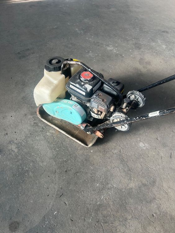 Vibroplatte Rüttelplatte Mikasa MVC-F80H VAS 90 kg - defekt (Defekt) in ...