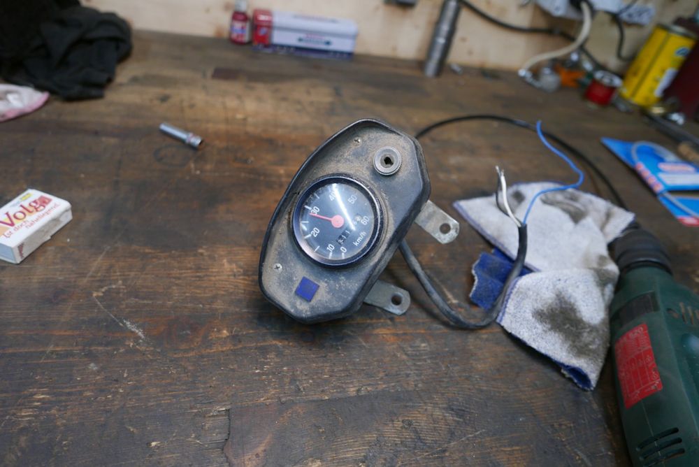 Pony KTM Tacho / Cockpit (Gebraucht) in Tumegl/Tomils für CHF 23 – mit ...