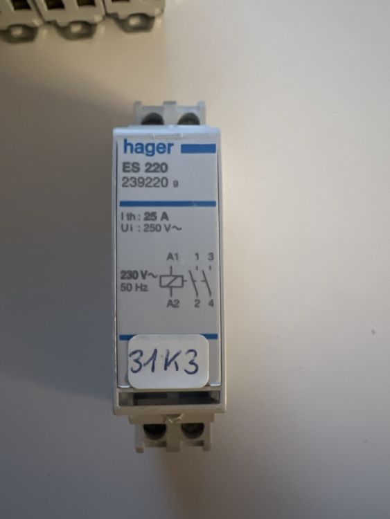 Hager ES220 Schütz gebraucht (Gebraucht) in Dietikon für CHF 4.9 – mit ...
