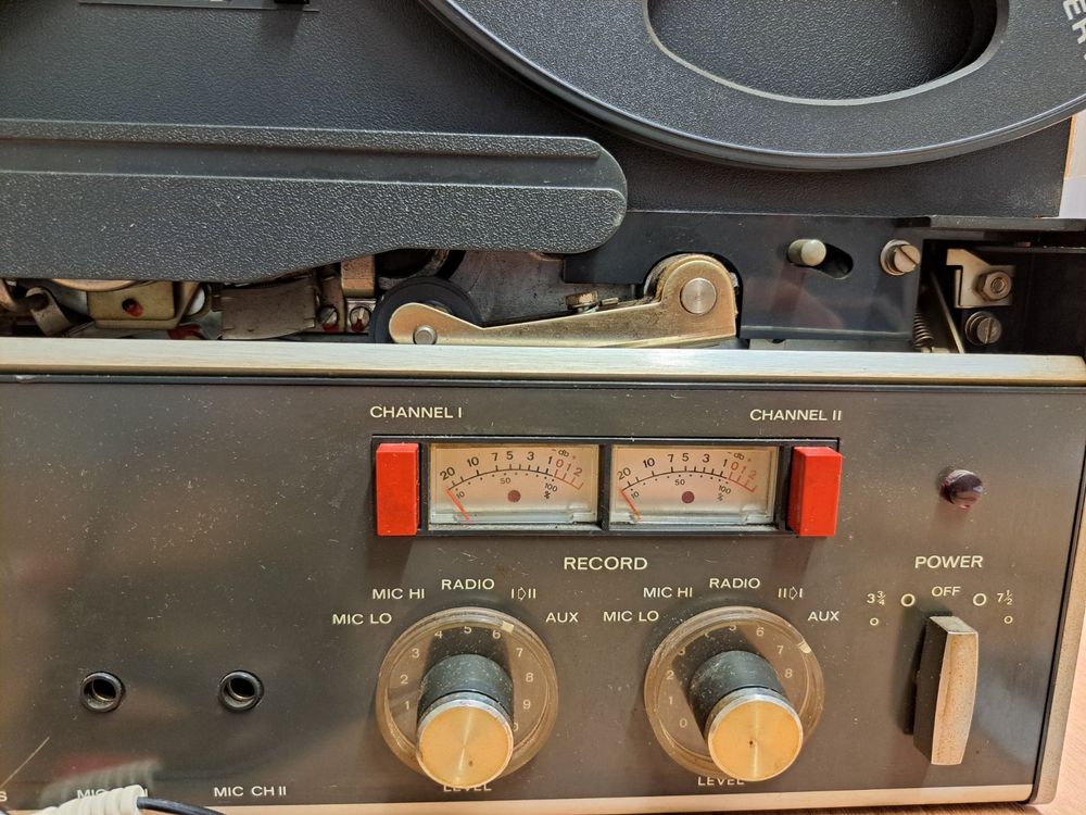 Revox A77 Bandmaschine mit Haube und 3 extra Spulen (Gebraucht) in Hauptwil für CHF 300 – nur ...