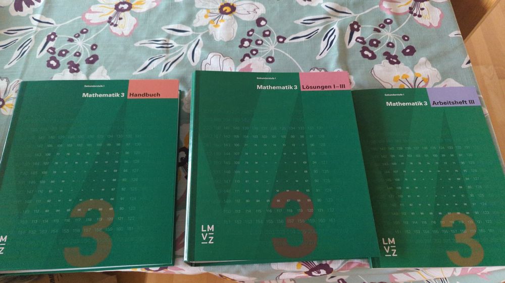 Mathematik 3 Handbuch, Lösungen & Arbeitsheft 3 (Neu (gemäss ...