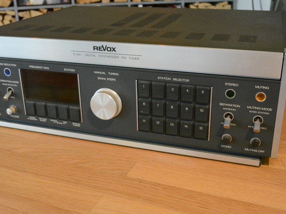 Revox B760 Digital Synthesizer FM Tuner (Defekt) (Defekt) in Meggen für CHF 70 – mit Lieferung ...