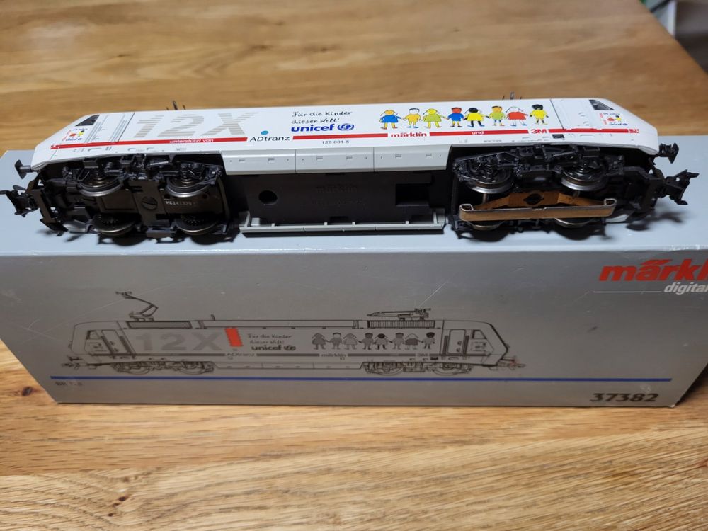 Märklin - BR 128 12X - Unicef - Digital - Artikel 37382 (Gebraucht) in Wettingen für CHF 80 ...