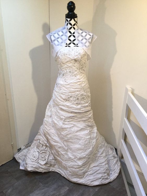 Trägerloses Hochzeitskleid, Gr 38 (Hz 7) (Neu und originalverpackt) in Vilters für CHF 30 – mit ...