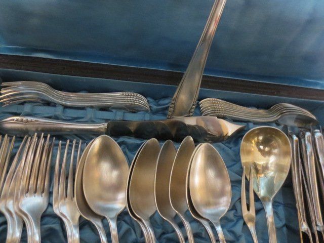 Tafelsilber Wellner, 41 Teile, 90 er Silber (Gebraucht) in Horgen für ...