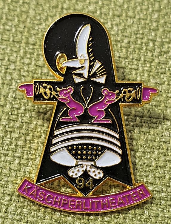 O805 - Pin Basel Baslerstab Käschperlitheater 1994 (Gebraucht) in Reinach BL für CHF 2 – mit ...