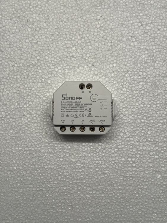 SONOFF 2-Gang Wi-Fi Smart Switch (Gebraucht) in Zürich für CHF 10 – mit ...
