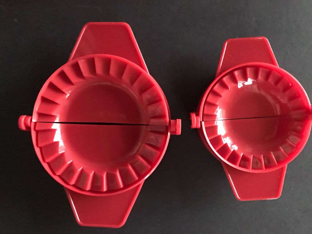 Teigformer Ravioli-Former Teigtaschen Maultaschen 2 Grössen (Neu und ...
