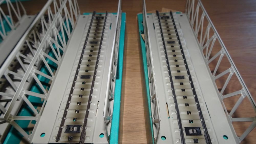 Märklin H0 M-Gleis Gitterbrücken TOP 7161 und 7162 (Gebraucht) in St ...