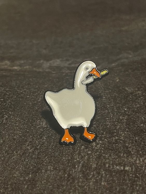 Angry Goose Meme Pin (Gebraucht) in Biel/Bienne für CHF 4.2 – mit ...