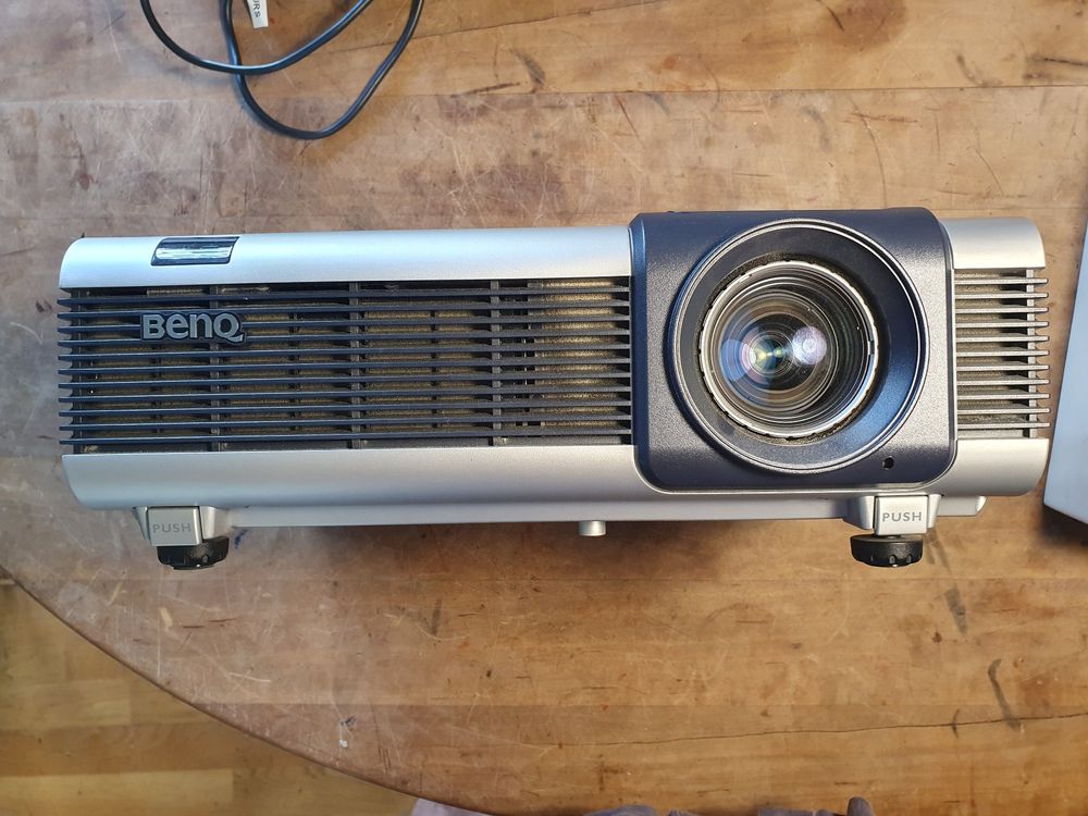 Benq Beamer PB8250 | Kaufen auf Ricardo
