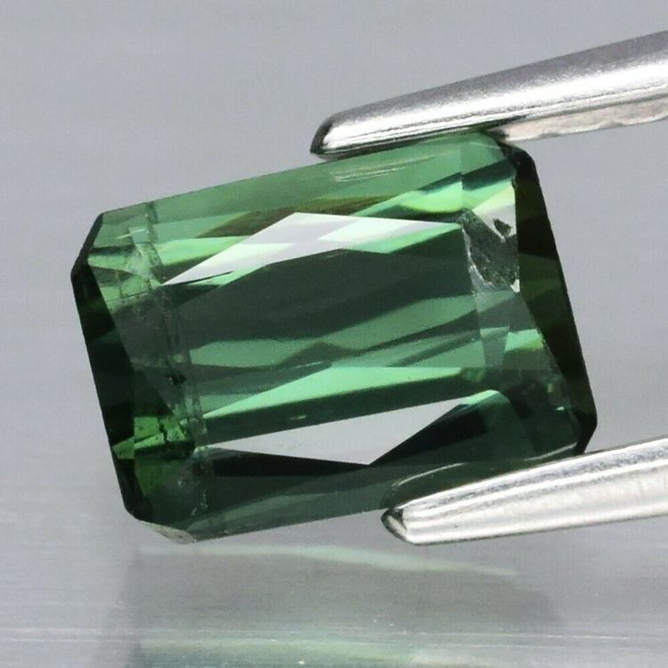 0.81ct Natur Turmalin unbehandelt rare (Neu und originalverpackt) in ...
