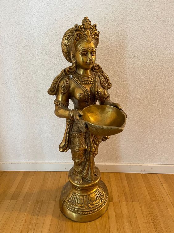 grosse Statue Lakshmi aus Messing (Gebraucht) in für CHF 95 – mit ...