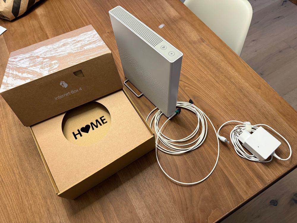 Swisscom Internet Box 4 (Gebraucht) in Basel für CHF 12 – mit Lieferung ...