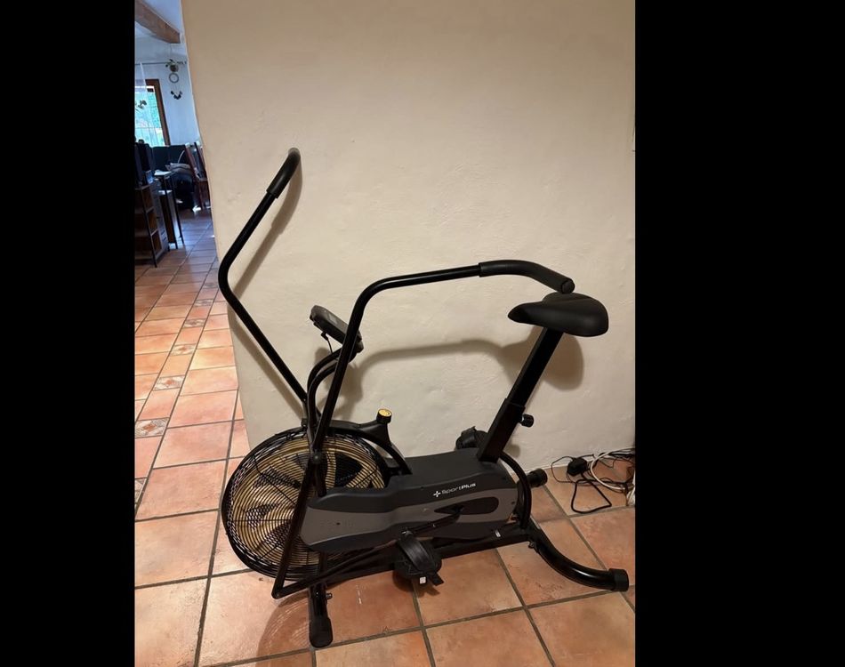 Vélo à air crossfit (D'occasion) à Lossy pour CHF 50 – retrait ...