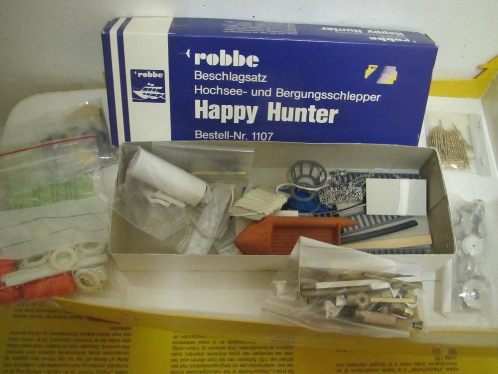 Happy Hunter Bergungsschlepper von Robbe (Defekt) in Uster für CHF 251 ...