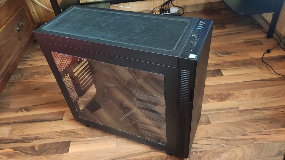Pc Gehäuse gross (Gebraucht) in Simplon Dorf für CHF 12 – mit Lieferung ...