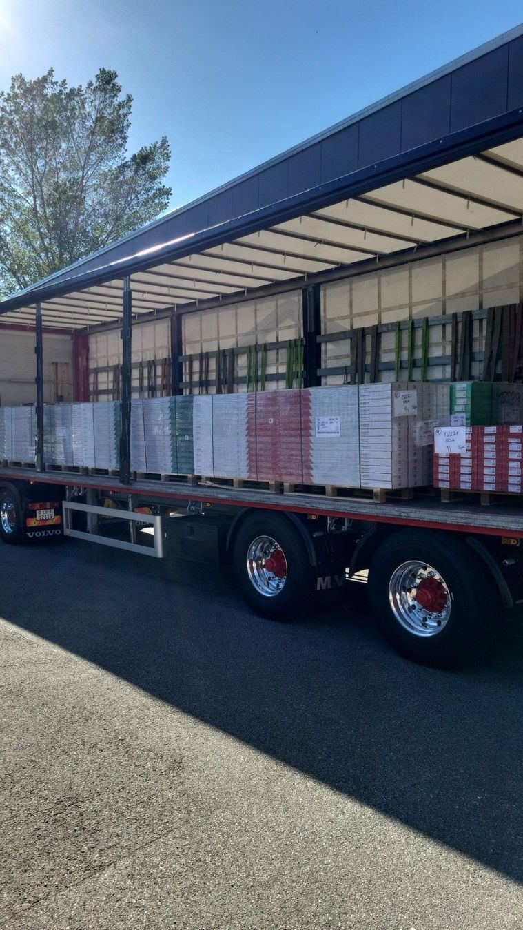 Laminat Premium 8 mm Dekor oristano eiche Fr.9.90 m2 (Neu und ...