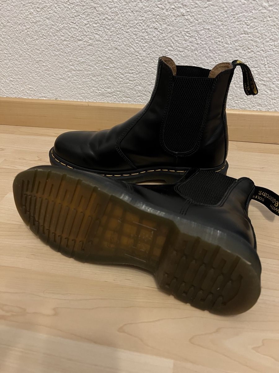 Dr. Martens 2976 Chelsea Boots, Schwarz, Gr. 41, Top! (Gebraucht) in ...
