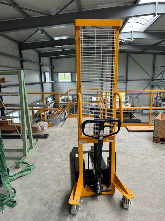 Hubstapler manuel (Gebraucht) in Wil SG für CHF 500 – nur Abholung auf ...