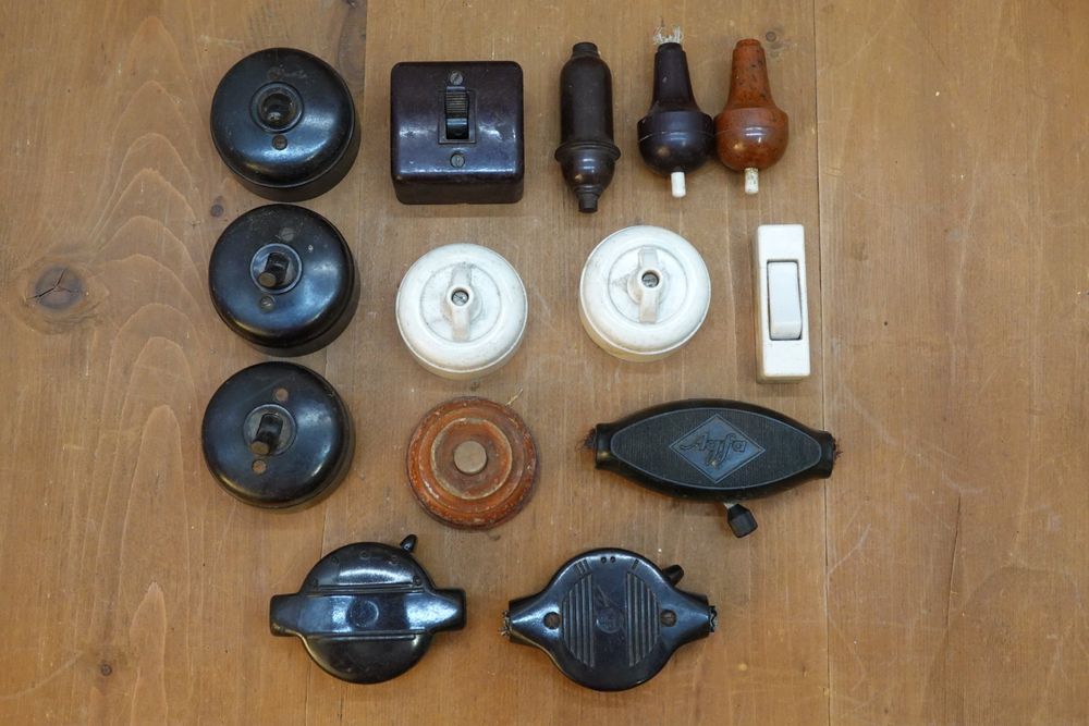 Antike & Vintage Schalter Lampen Strom Klingel Bakelit | Kaufen auf Ricardo