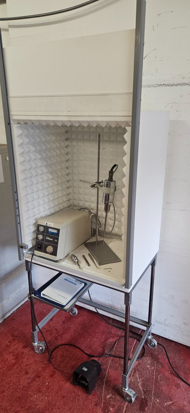 Branson SONIFIER 250 Ultraschall-Homogenisator Anlage (Gebraucht) in ...