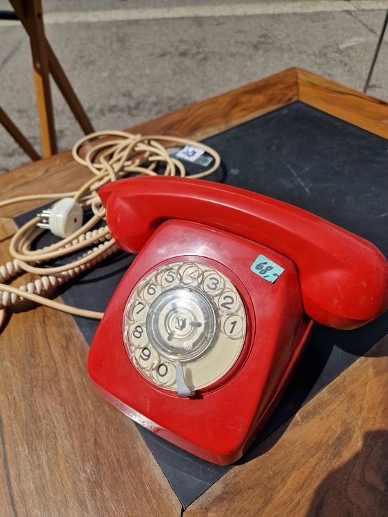 rotes Telefon alt (Gebraucht) in Mörigen für CHF 68 – mit Lieferung auf ...
