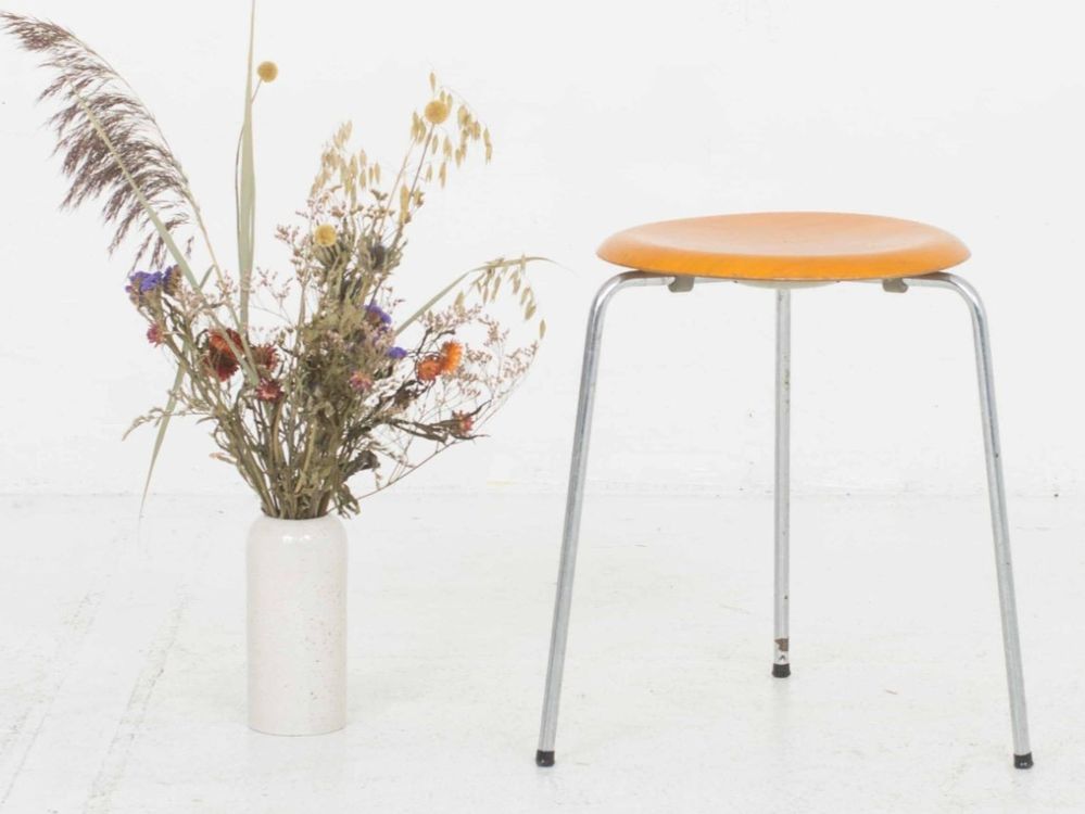 Arne Jacobsen Dot Hocker von Fritz Hansen (Gebraucht) in Zürich für CHF ...