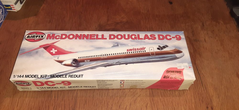 Douglas DC-9 Swissair 1:144 REVELL (Gebraucht) in Fehraltorf für CHF 20 ...