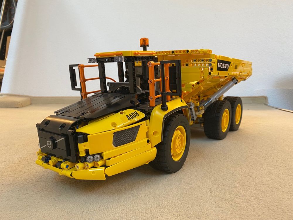 LEGO Knickgelenkter Volvo-Dumper (6x6); 42114, LEGO Technic | Kaufen ...