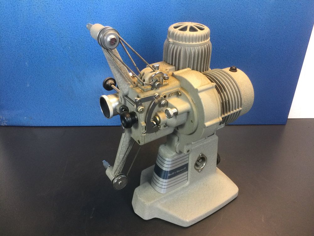 Gebrauchter Bell & Howell Model A Design 273 Filmprojektor (Gebraucht ...