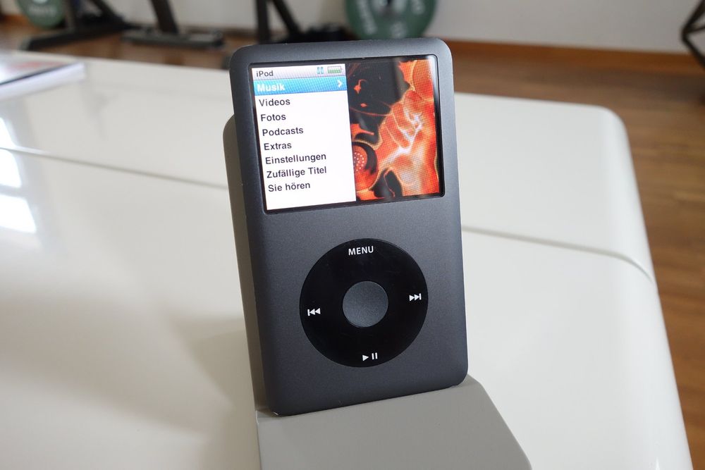 Apple iPod classic 120GB mit viel Musik (Gebraucht) in St. Gallen für ...