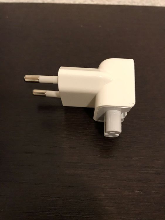 Original Apple A1561 EU Stecker Adapter (Neu und originalverpackt) in ...
