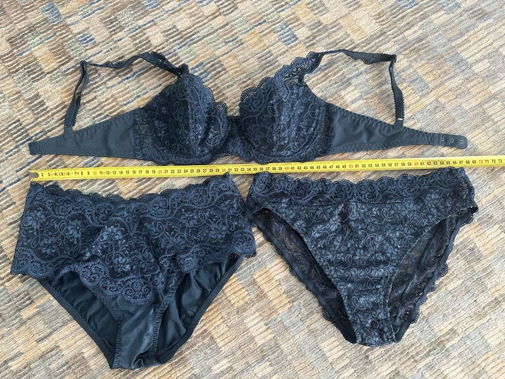 TRIUMPH- lace bra and panty set, size 75B (Gebraucht) in Zürich für CHF ...