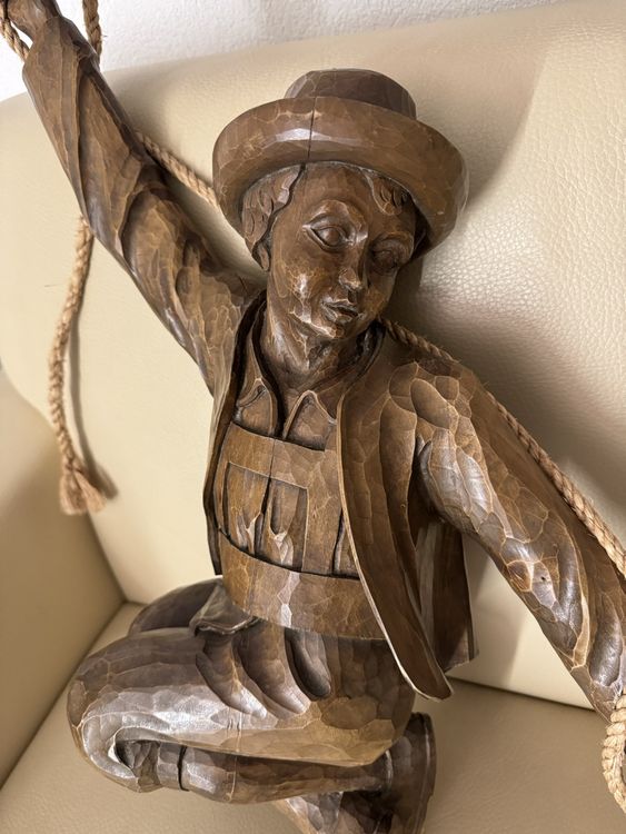 Holzgeschnitzte Abseiler 50 cm, Holzfiguren (Gebraucht) in Morges für ...