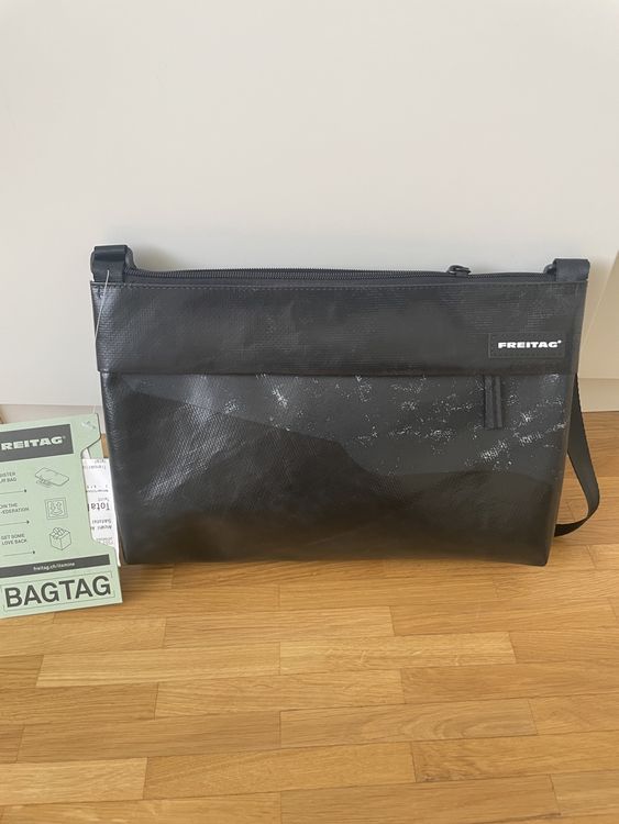 Freitag lou F553 Schwarz all black Neu (Neu und originalverpackt) in Wettingen für CHF 245 – mit ...
